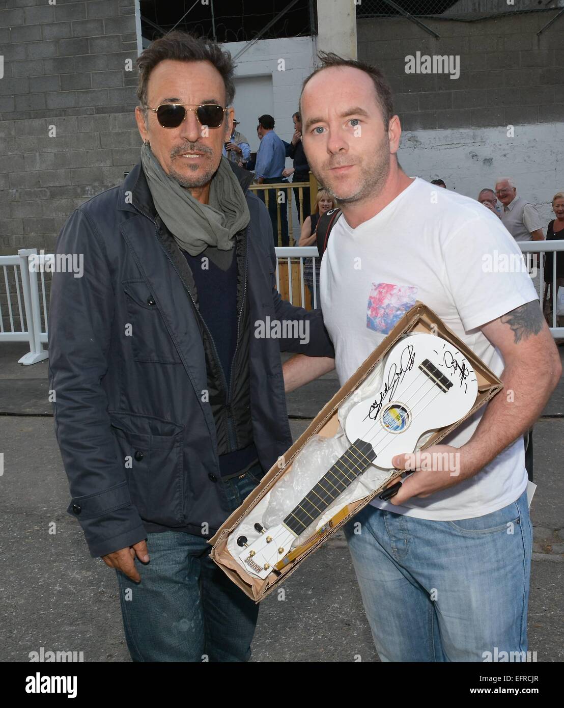 Proud parents Bruce Springsteen and Patti Scialfa pose with their ...