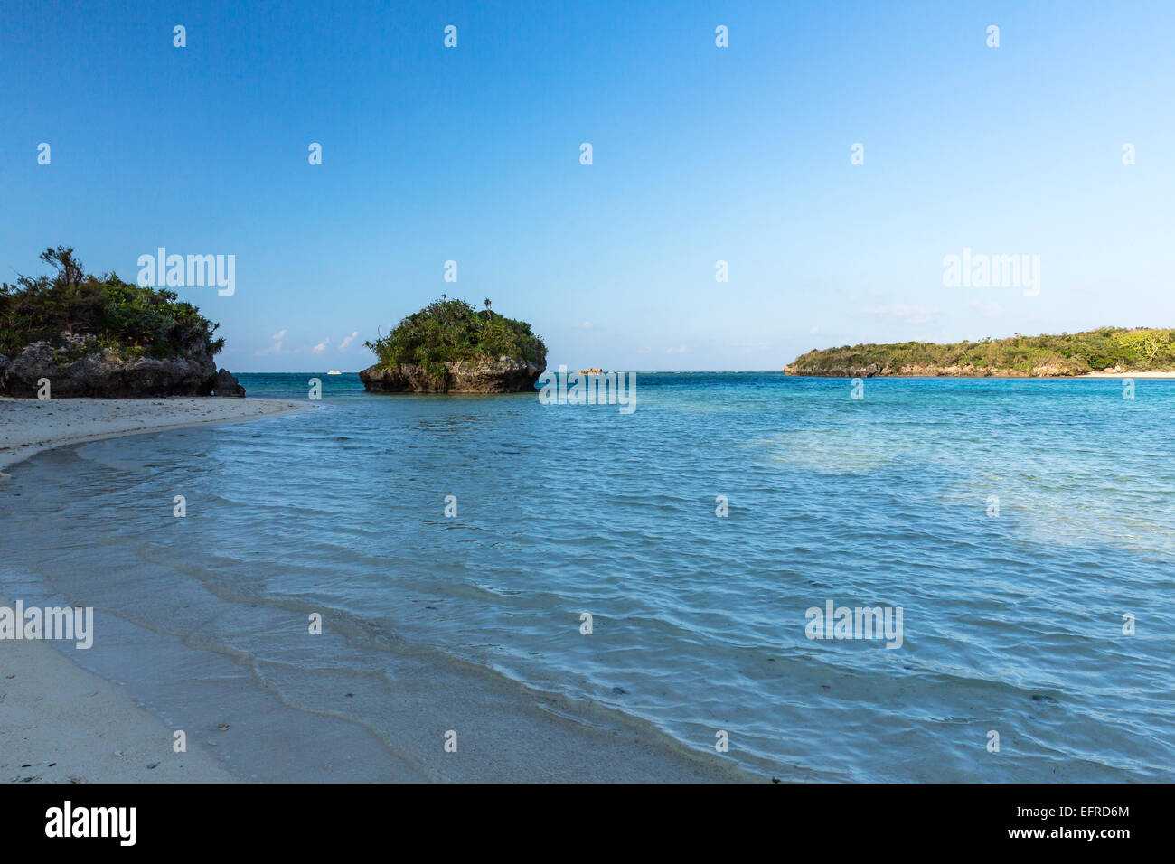 Ishigaki island beach hi-res stock photography and images - Alamy