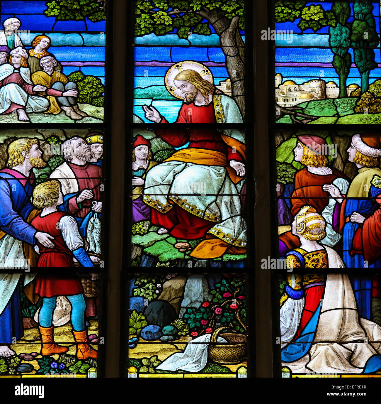 Jesus fish miracle hi-res stock photography and images - Alamy