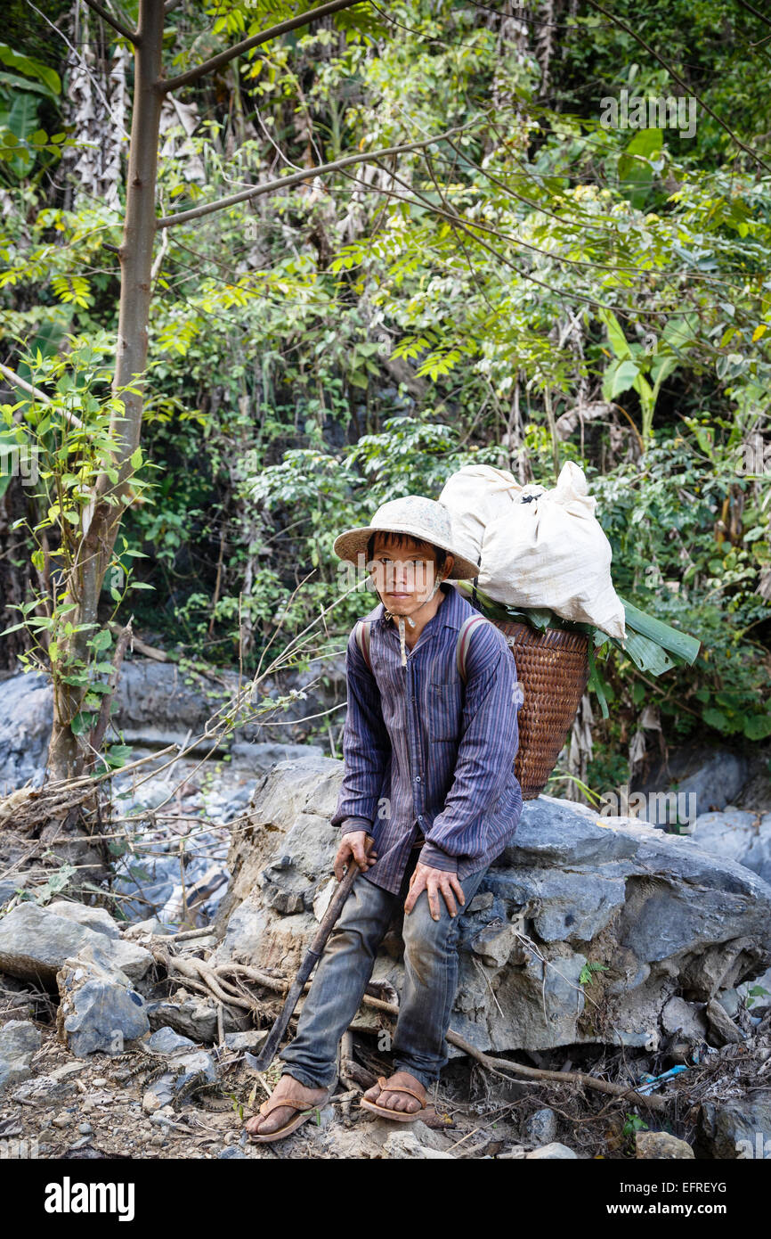 Laos man portrait hi-res stock photography and images - Alamy