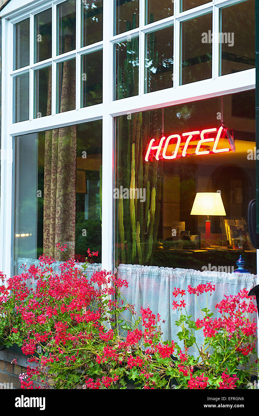 Neon Sign of Hotel Stock Photo - Alamy