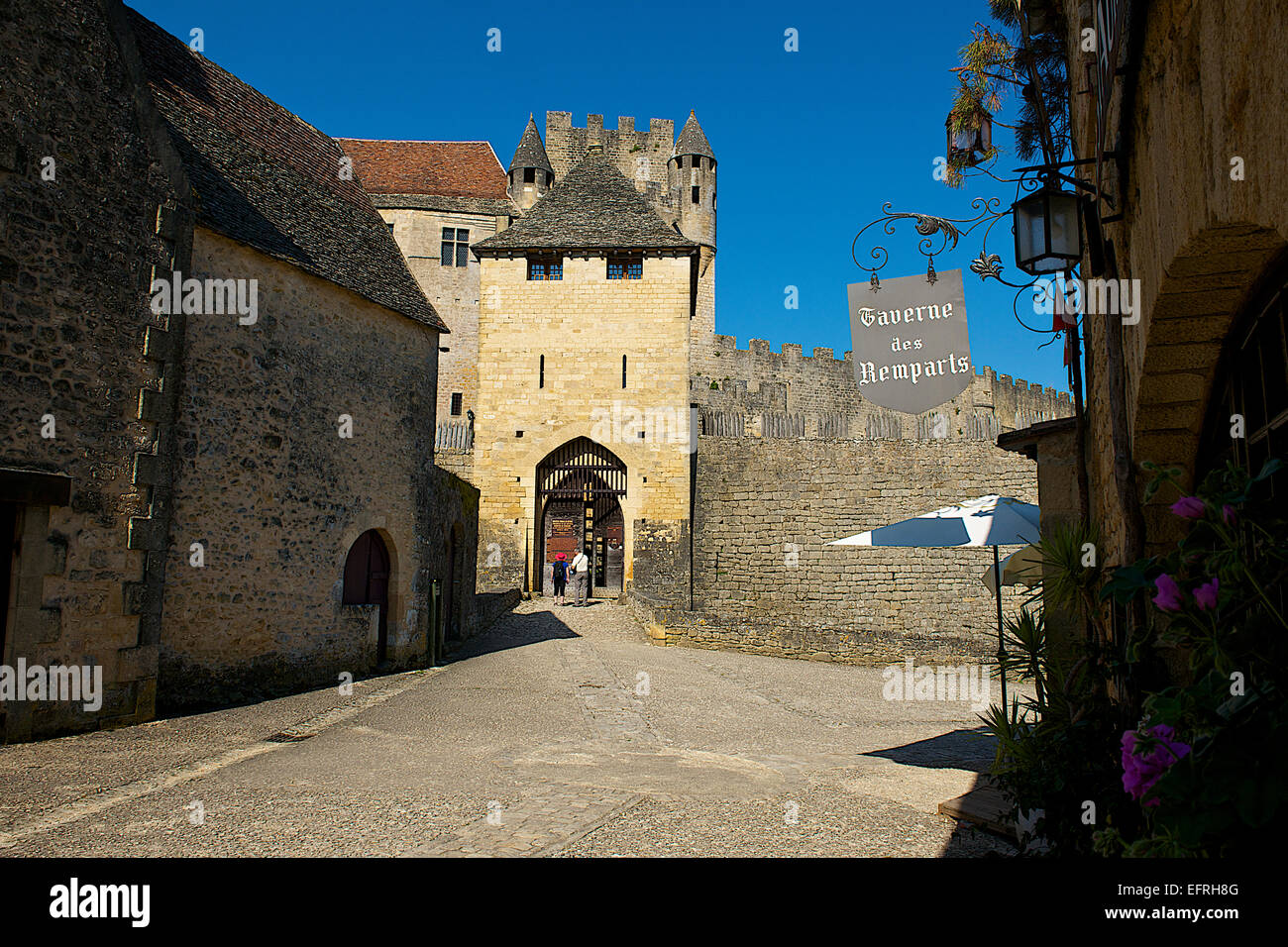 Beynac Castle, Beynac-et-Cazenac, France Stock Photo - Alamy