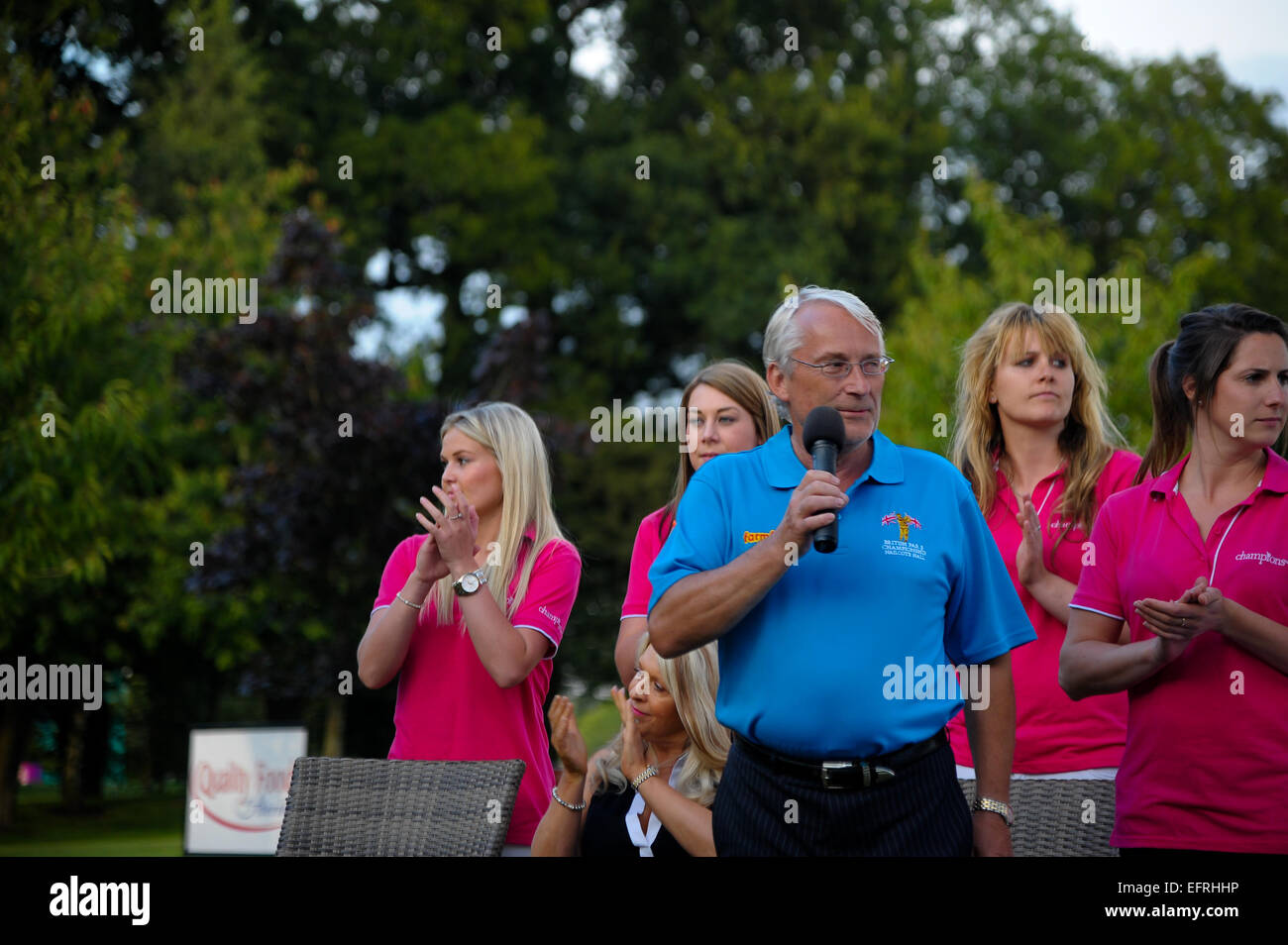 Celebrities and professionals attending the Farmfoods British Par 3 ...