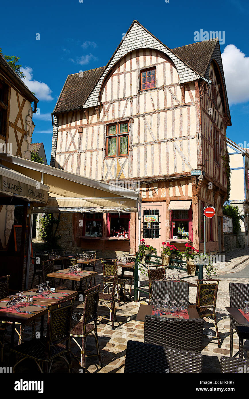 Outdoor Café in Provence, France Stock Photo - Alamy
