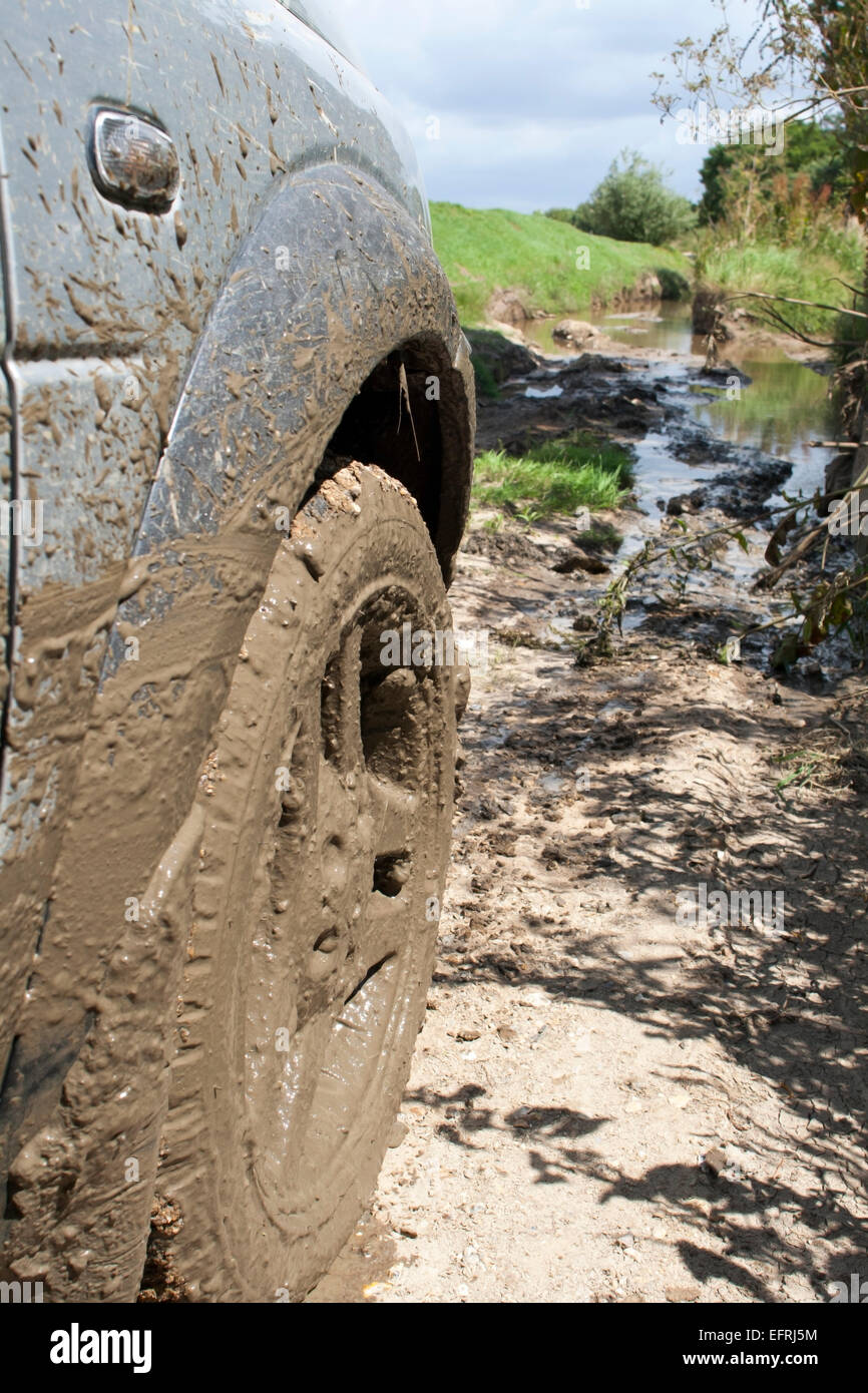 Land Rover Freelander driving off road Stock Photo - Alamy