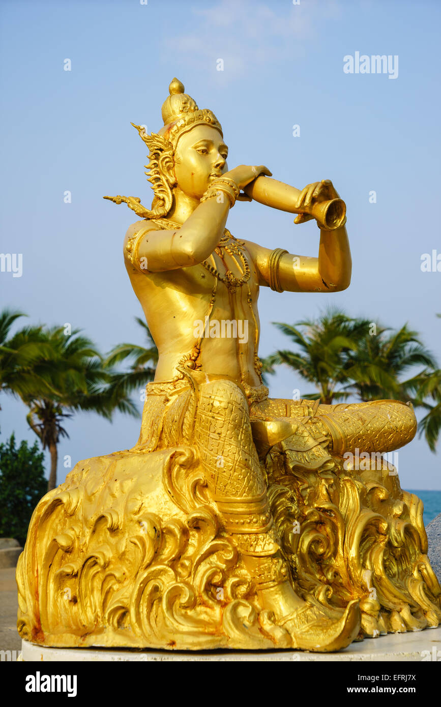 Pipe Statue High Resolution Stock Photography and Images - Alamy