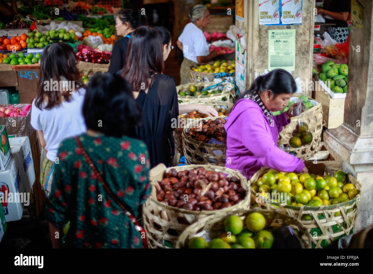 Night market in ubud hi-res stock photography and images - Alamy