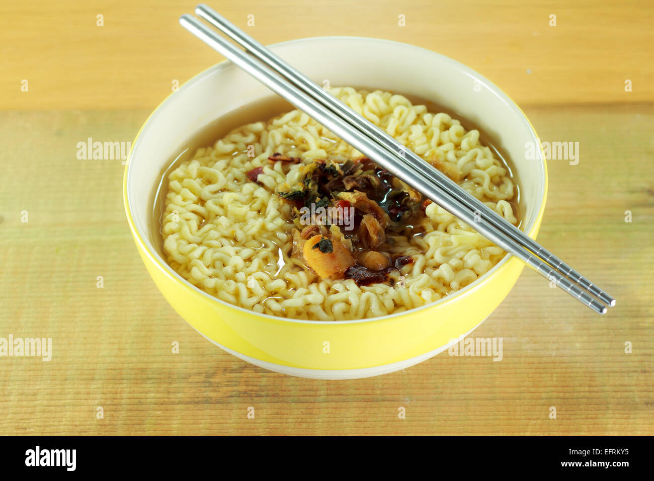 Instant noodles on display hi-res stock photography and images - Alamy
