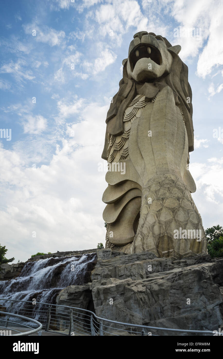 Merlion lion sentosa singapore hi-res stock photography and images - Alamy
