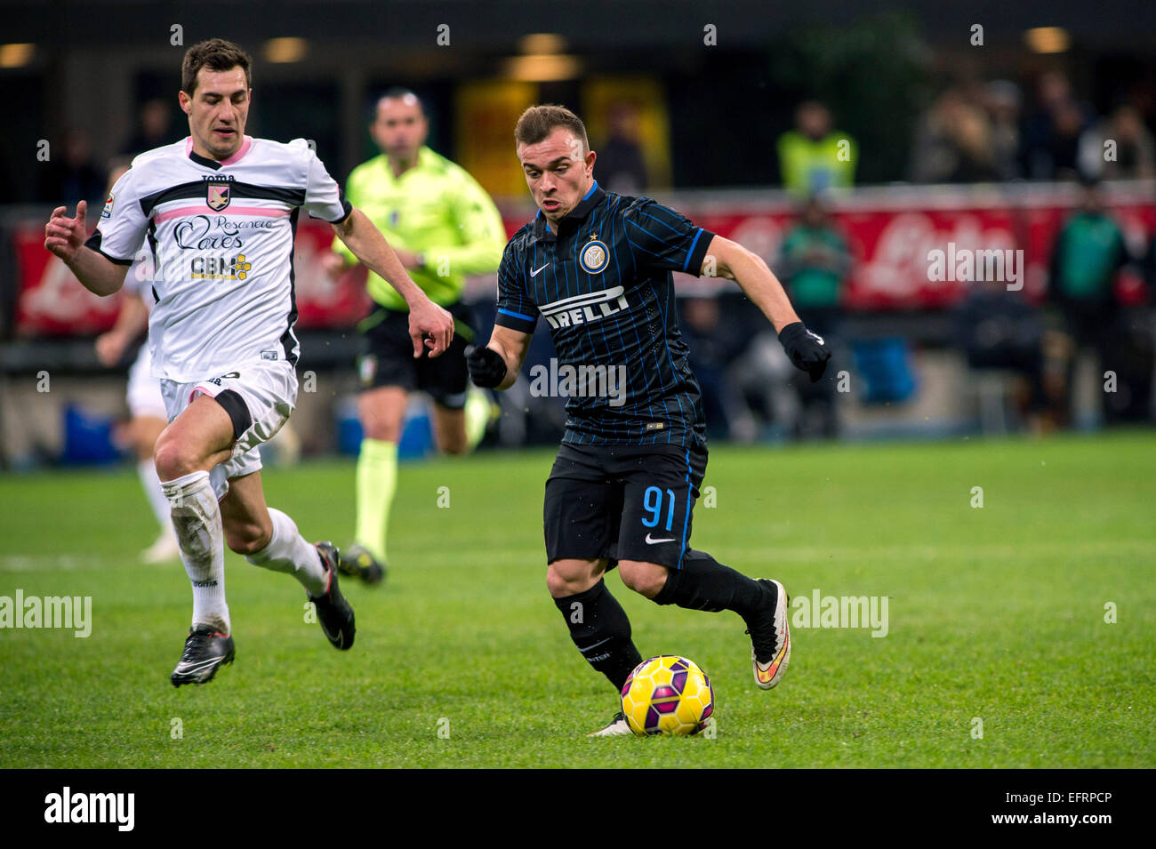 Xherdan shaqiri inter hi-res stock photography and images - Alamy
