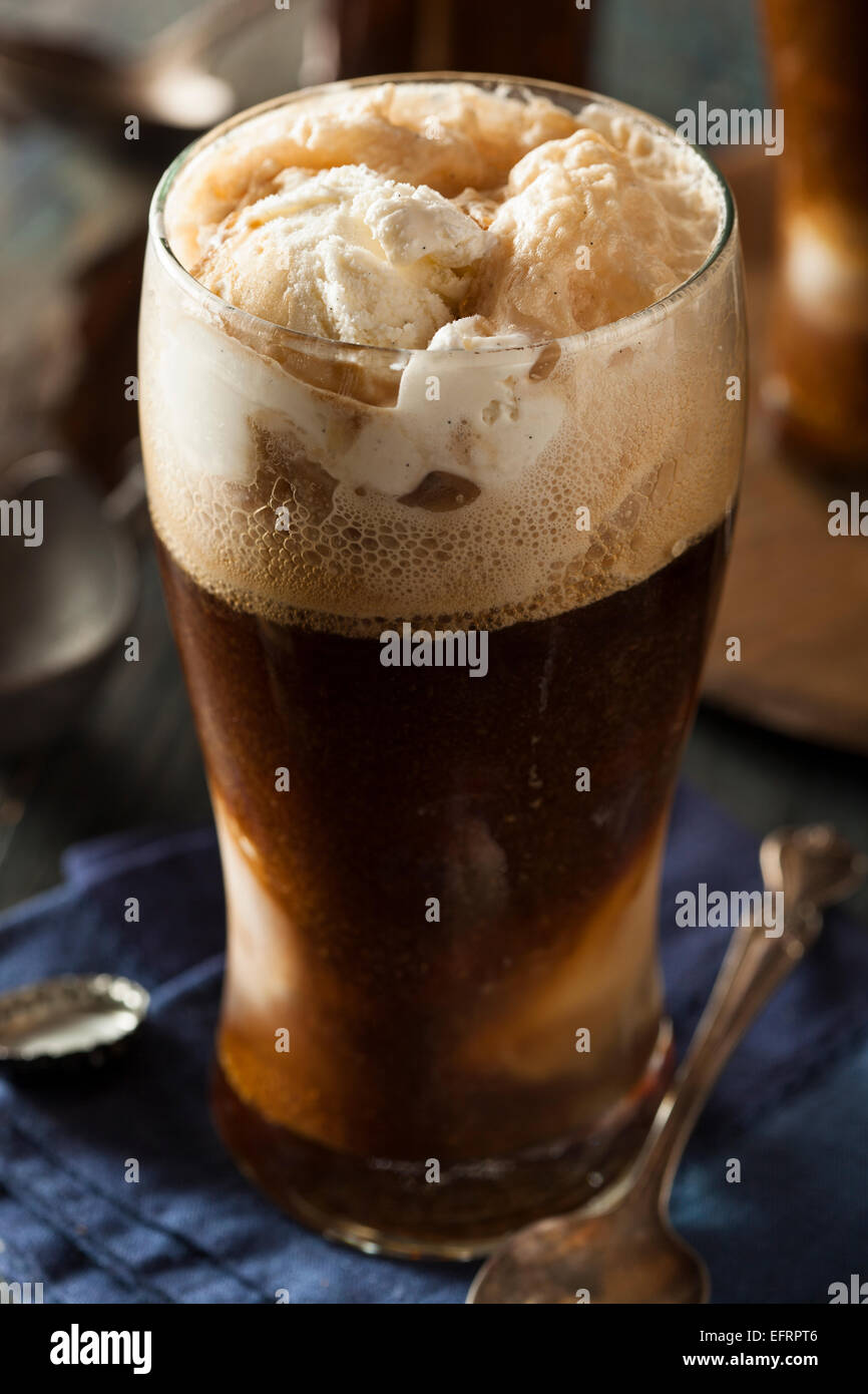 Frozen Dark Stout Beer Float with Ice Cream Stock Photo - Alamy