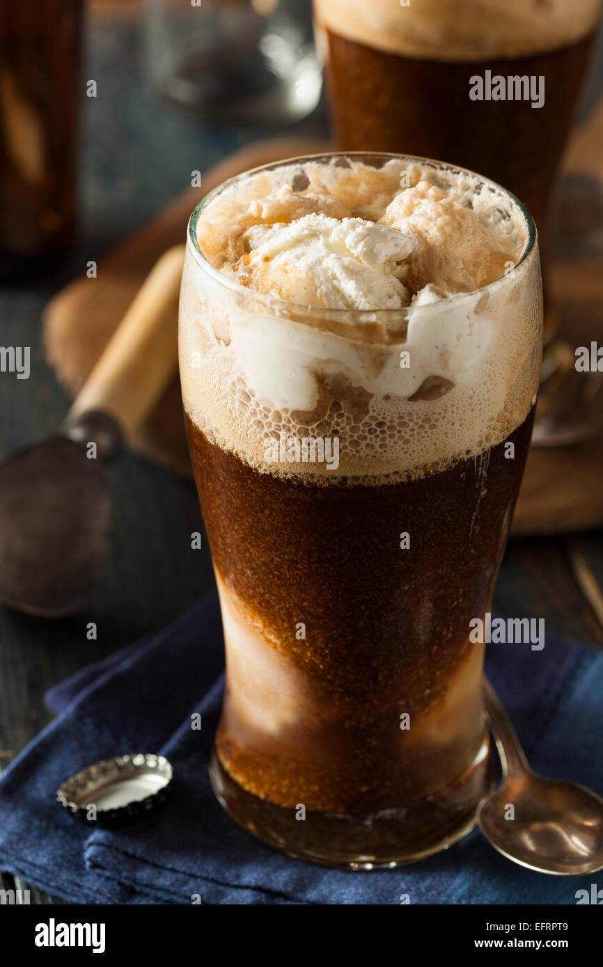 Root beer float hi-res stock photography and images - Alamy