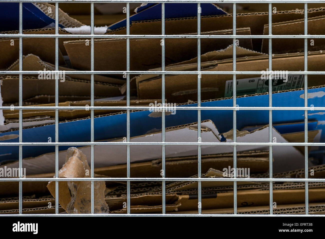 Cardboard rods hi-res stock photography and images - Alamy