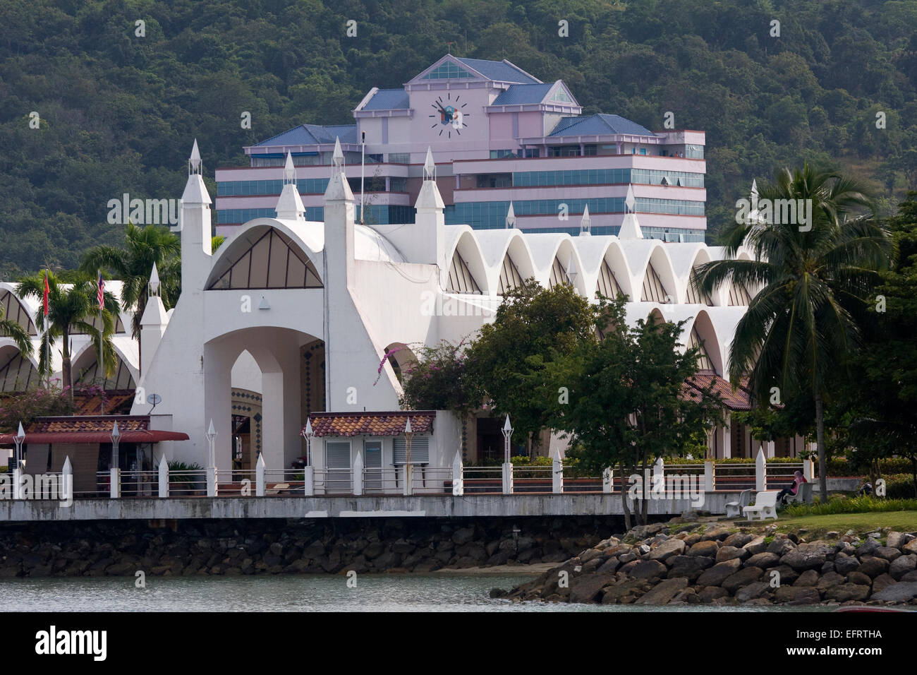 Statue eagle symbol island langkawi hi-res stock photography and images ...