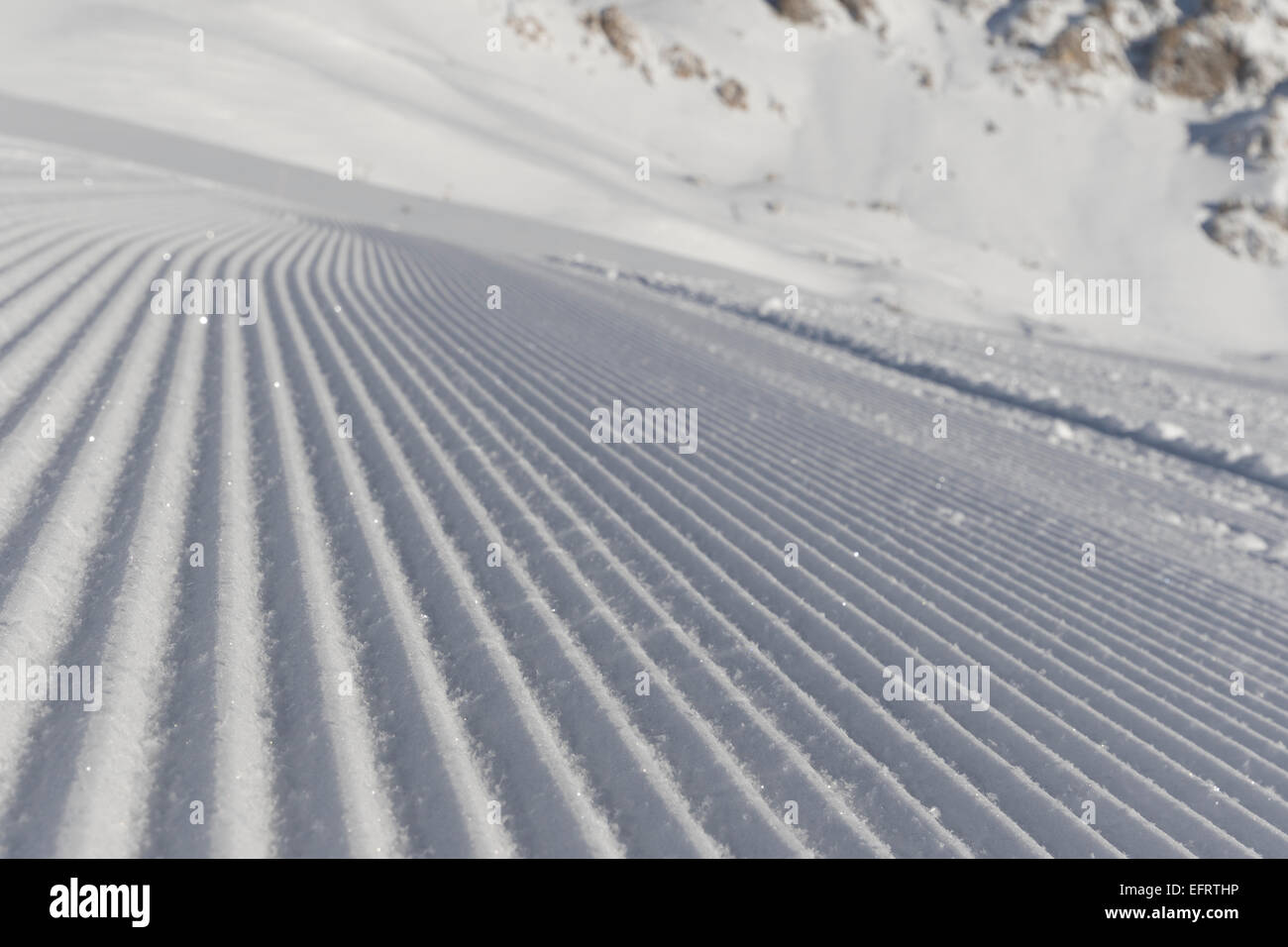 Ski tracks in blue hi-res stock photography and images - Alamy