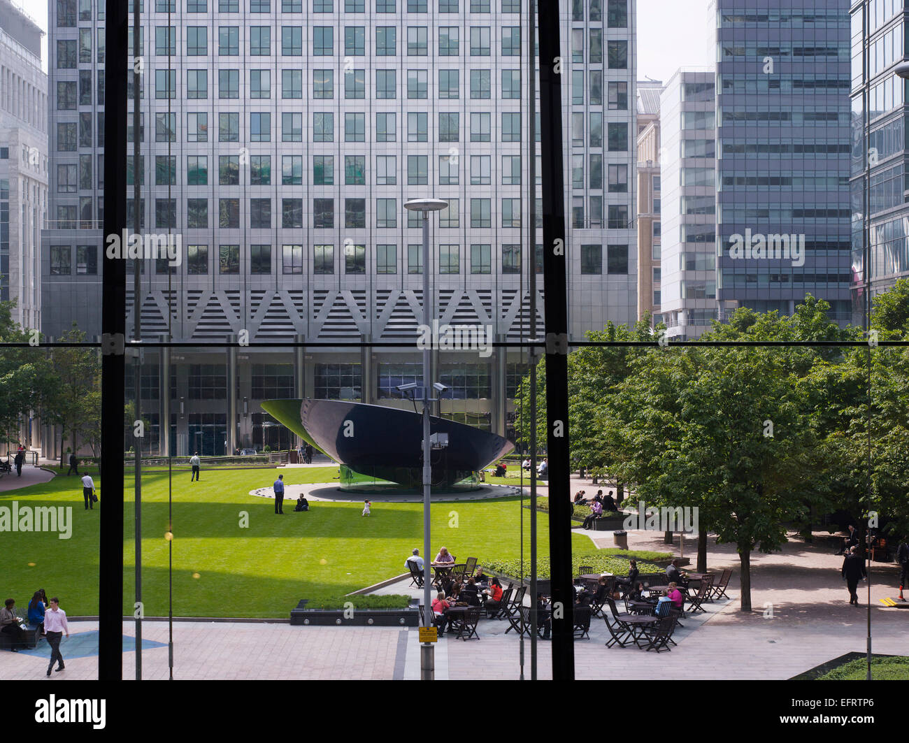 Public Square Canary Wharf, London, UK. Architect: Olin Partnership ...