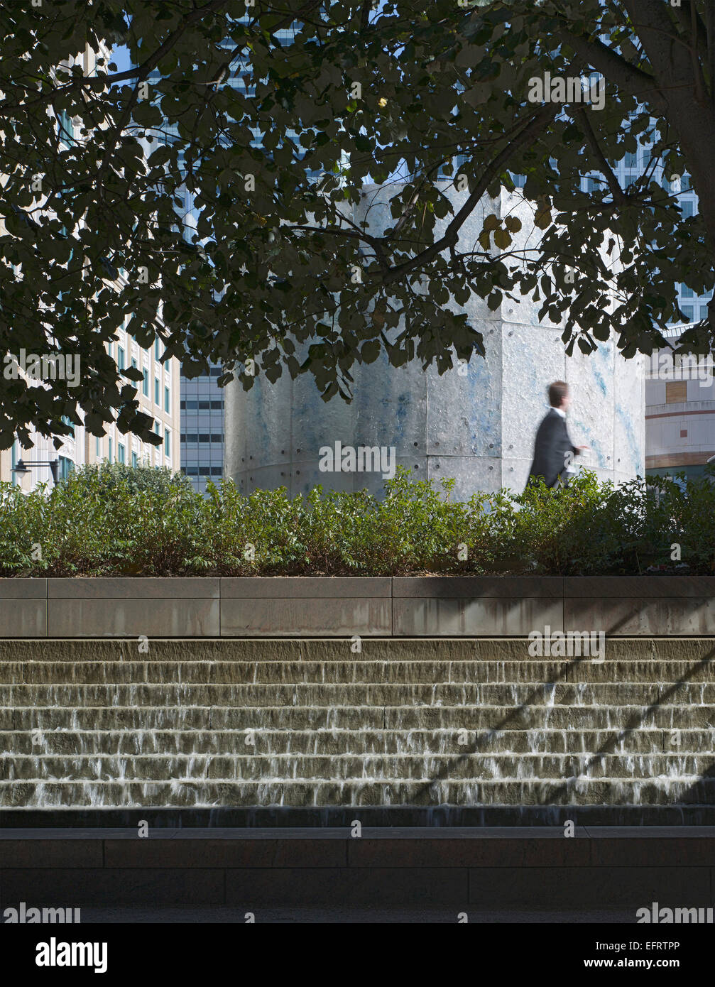 Public Square Canary Wharf, London, UK. Architect: Olin Partnership ...
