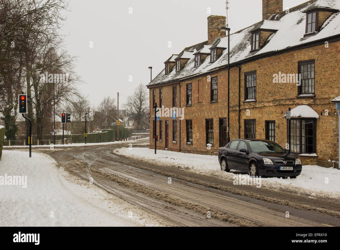Whittlesea Road Thorney in the snow winter Thorney church place of ...
