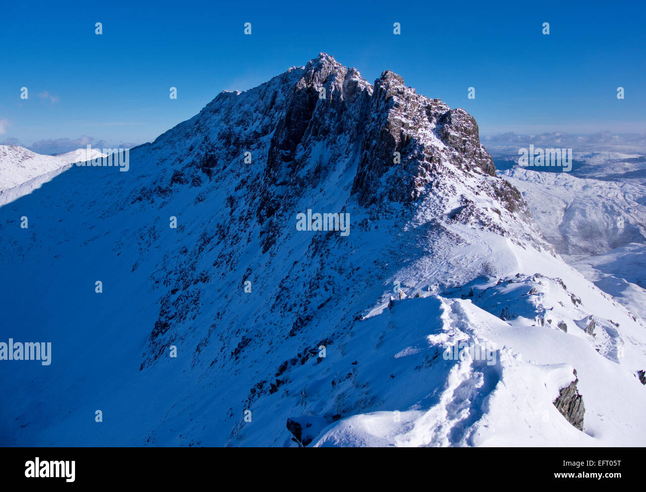 Crib Goch, part of the Snowdon Horseshoe, in winter conditions, Wales ...
