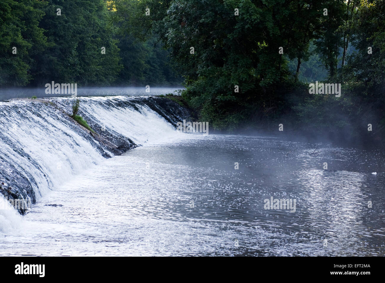 Mist over water hi-res stock photography and images - Alamy