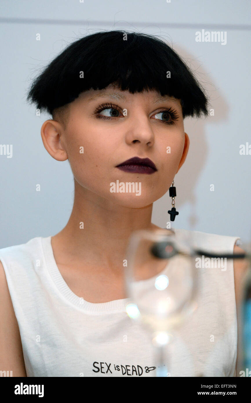 Sasha wood hi-res stock photography and images - Alamy