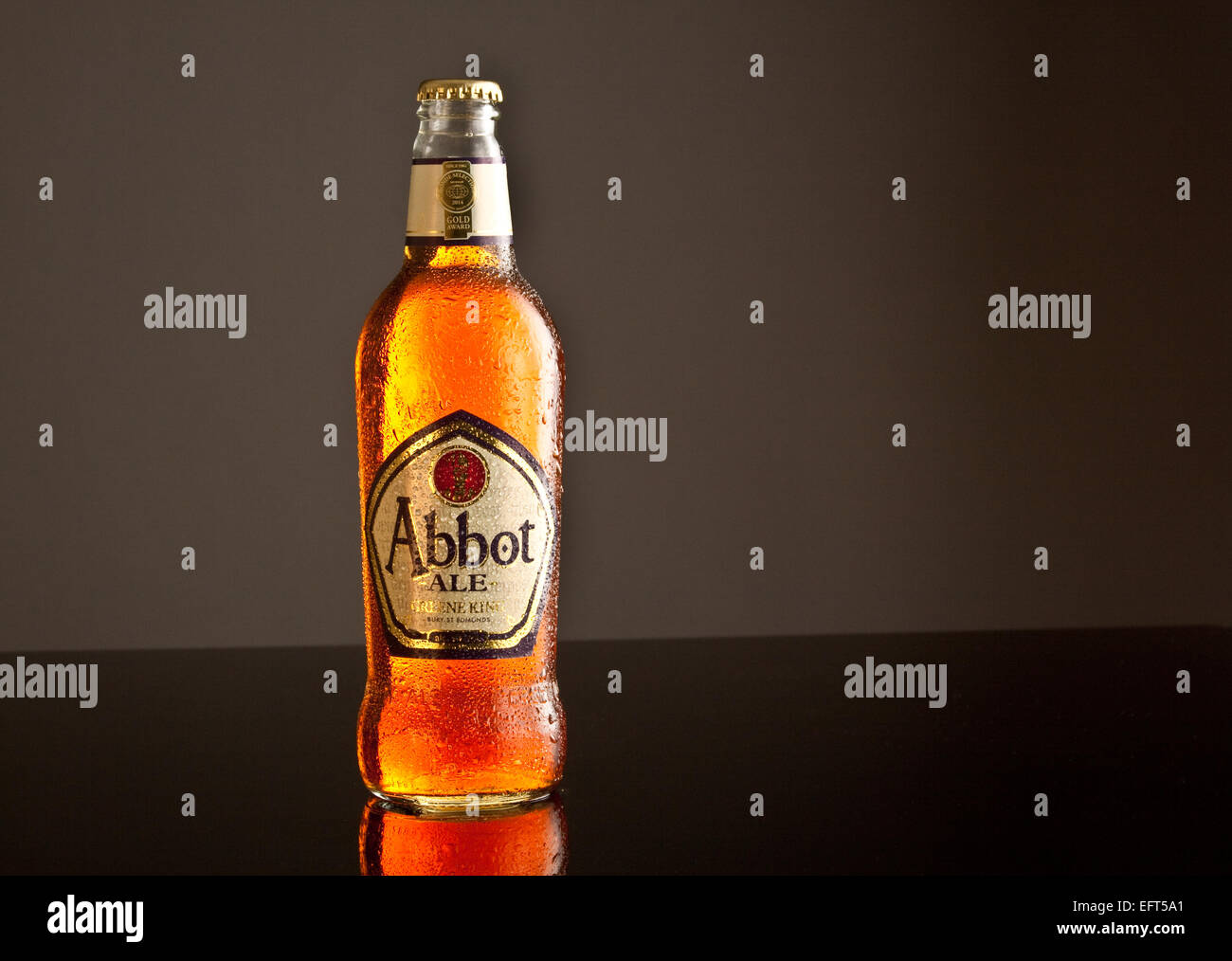 Morland ale bottle hi-res stock photography and images - Alamy