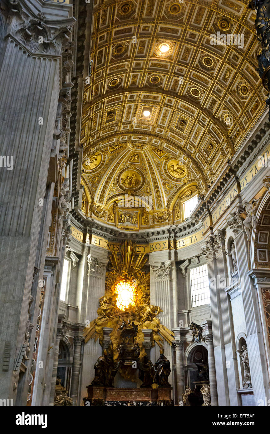 The interior of St Peter's Basilica, Vatican, Rome, Italy Stock Photo ...