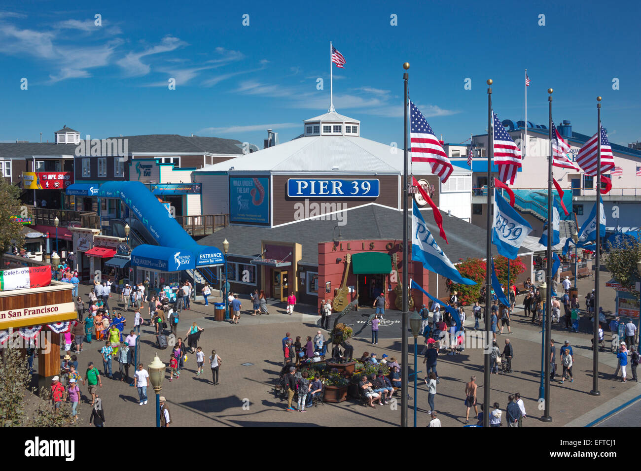 PIER 39 SHOPPING MALL SAN FRANCISCO CALIFORNIA USA Stock Photo - Alamy