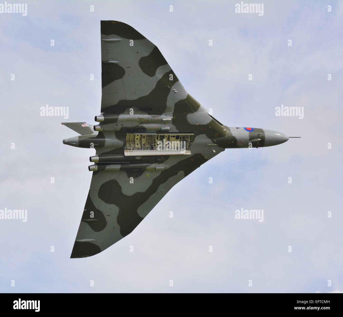 Avro Vulcan XH558 with bomb bay doors open Stock Photo - Alamy