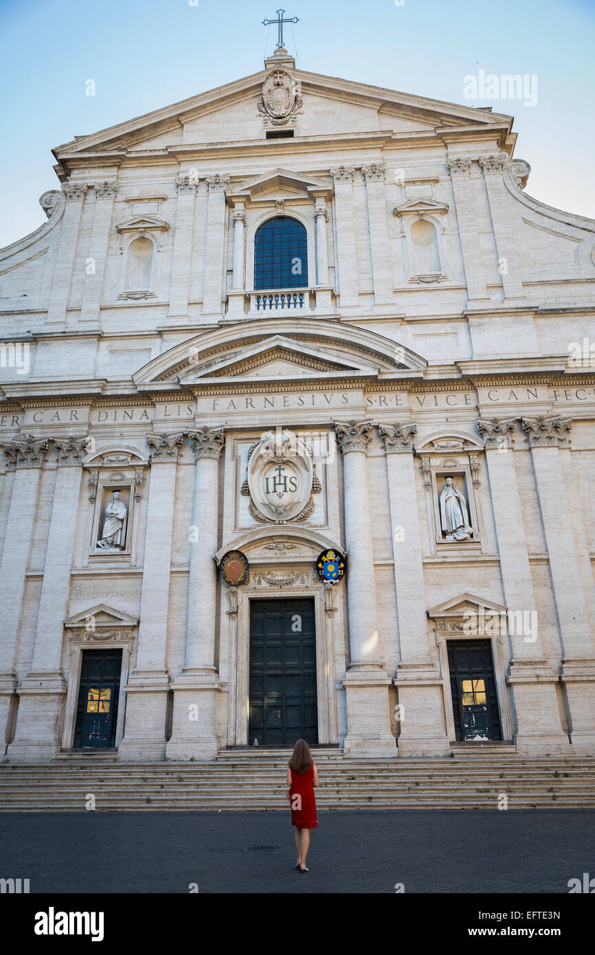 Exterior church facade hi-res stock photography and images - Alamy