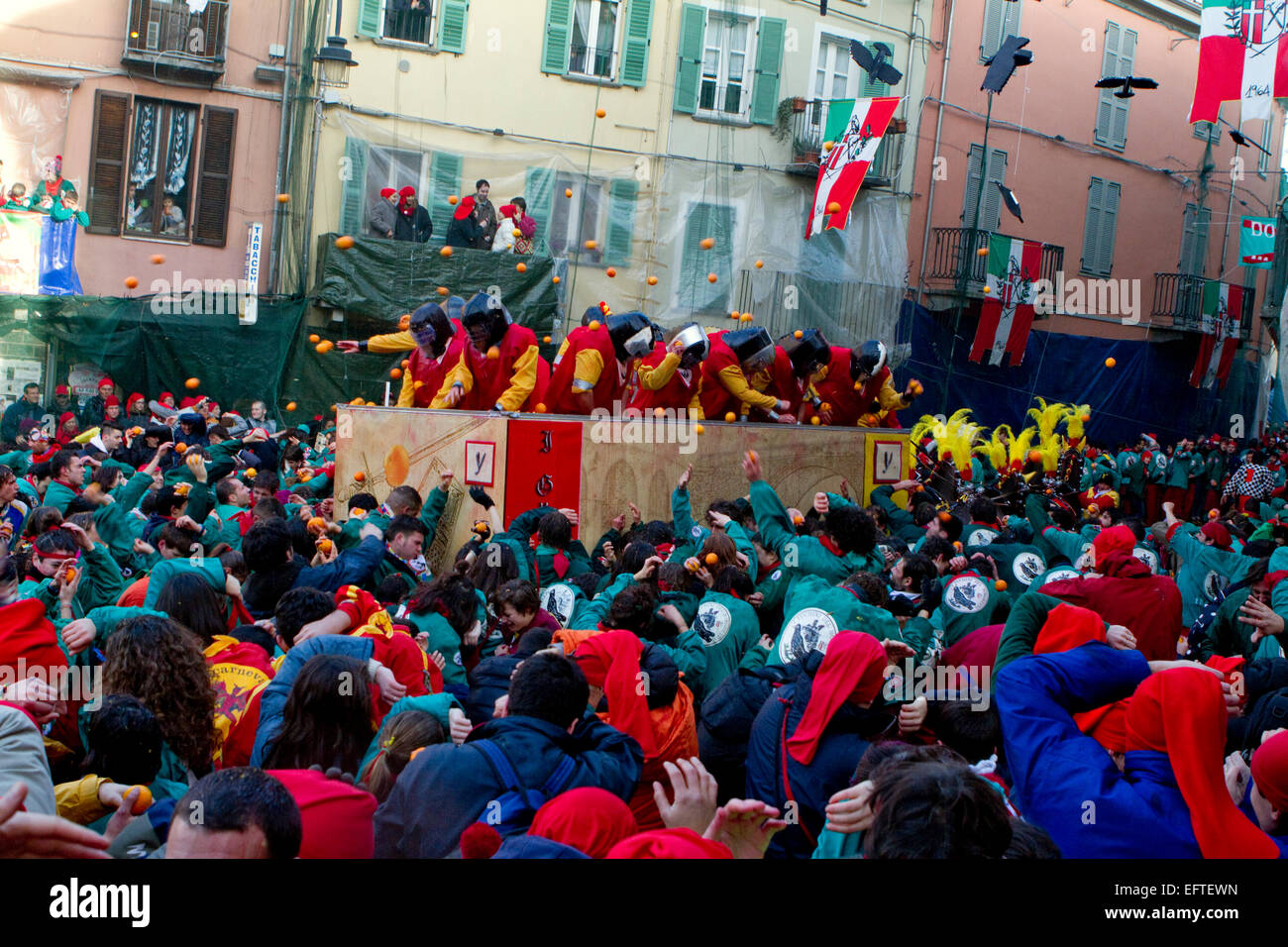 Italian orange fight hi-res stock photography and images - Alamy