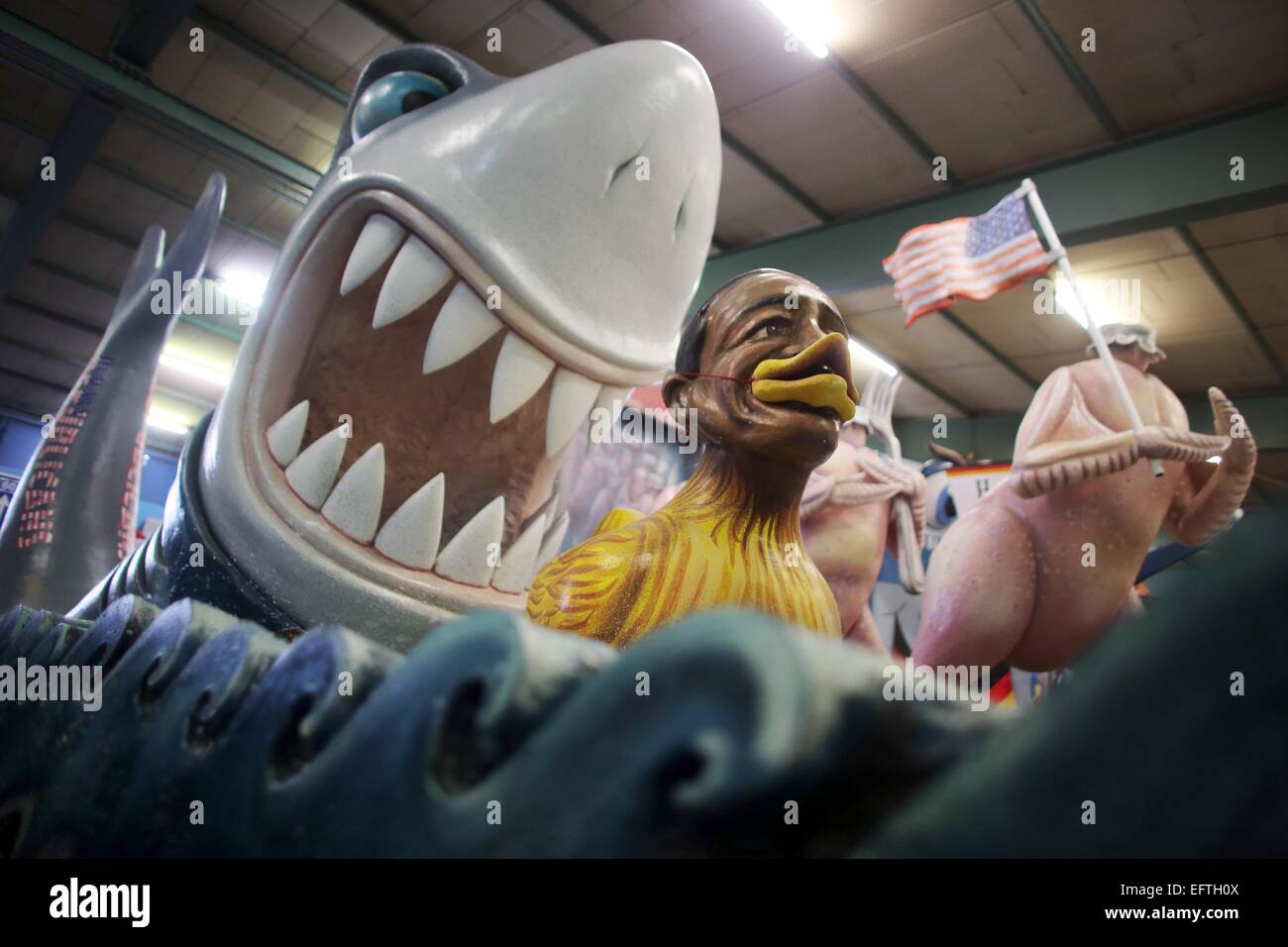 Mainz, Germany. 10th Feb, 2015. Float 73 (Lame Duck) depicts US ...