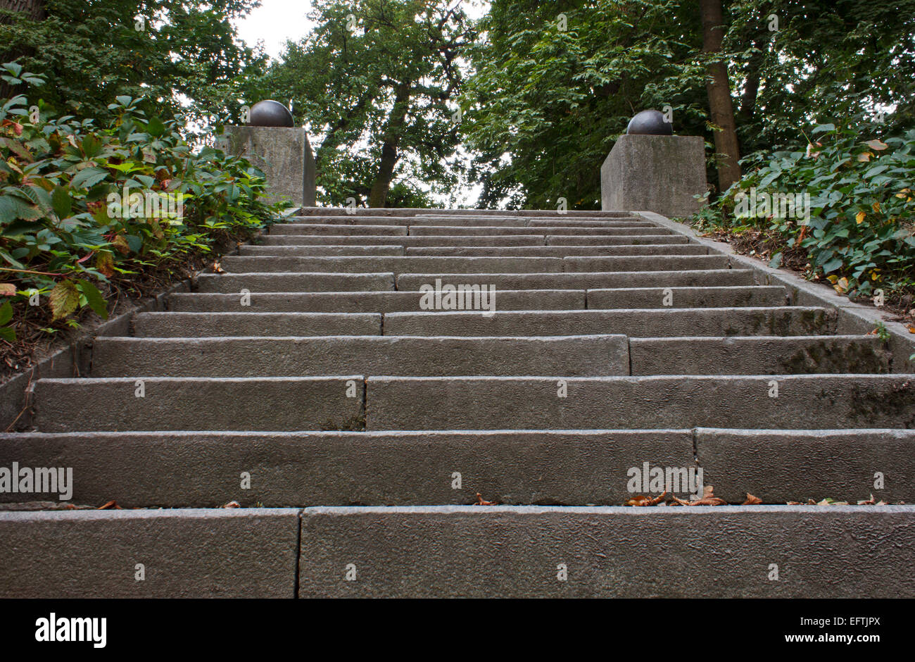 Fall park hi-res stock photography and images - Alamy