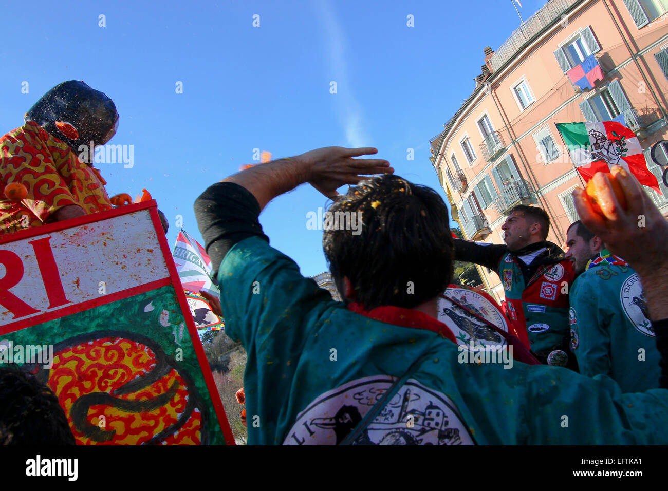 Orange carnival battle italy hi-res stock photography and images - Alamy