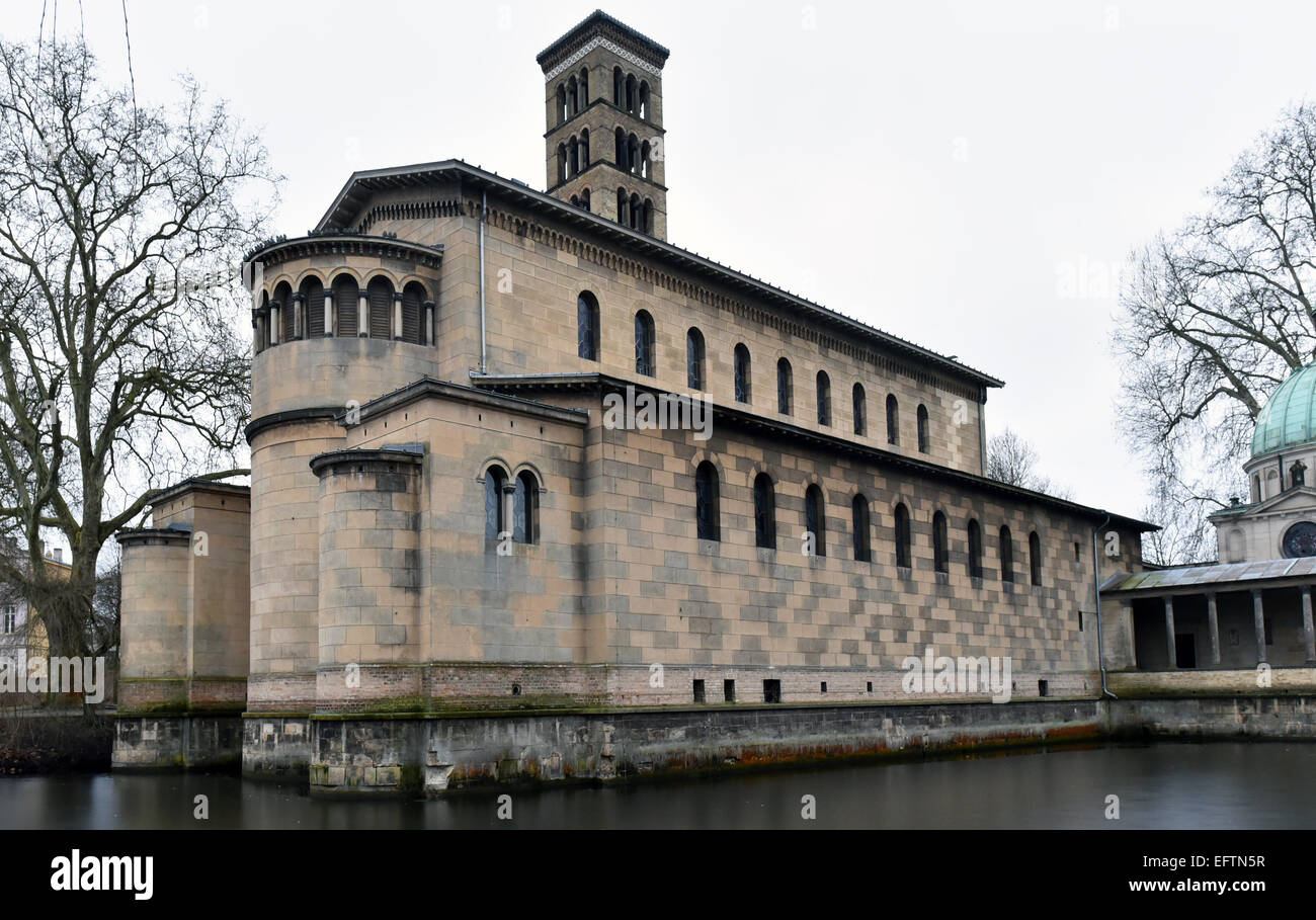 Need for refurbishment hi-res stock photography and images - Alamy