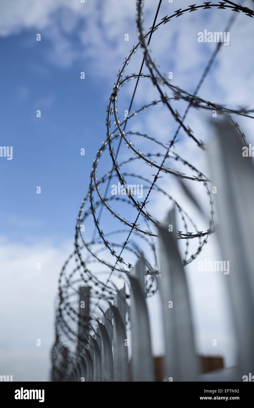 Galvanized steel security fence hi-res stock photography and images - Alamy