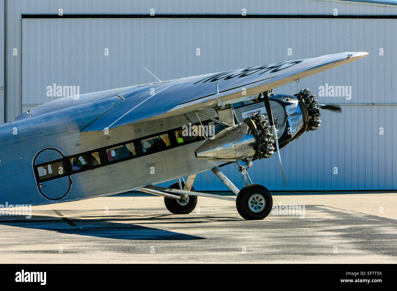 Wright radial engines hi-res stock photography and images - Alamy