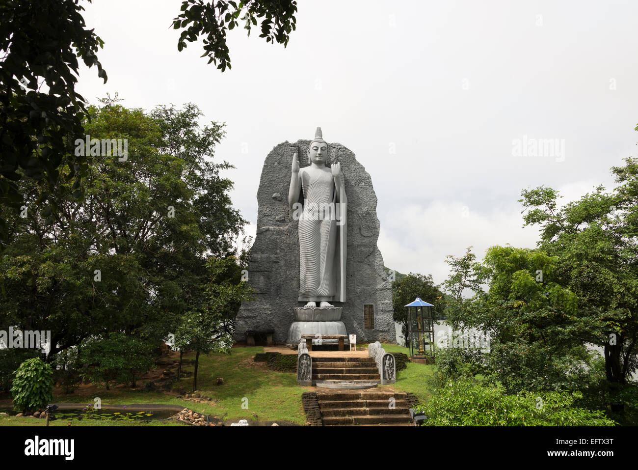 Avukana buddha replica hi-res stock photography and images - Alamy