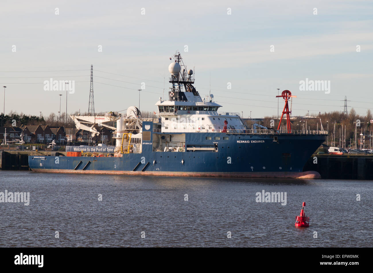 Diving support vessel hi-res stock photography and images - Alamy