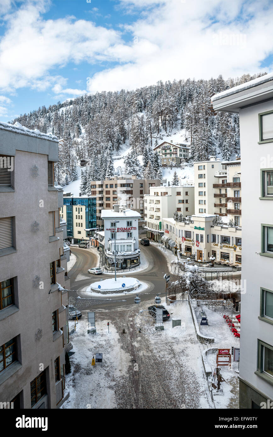 Switzerland st moritz town centre hi-res stock photography and images ...