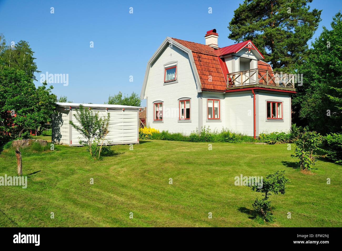 Middle class suburb hi-res stock photography and images - Alamy