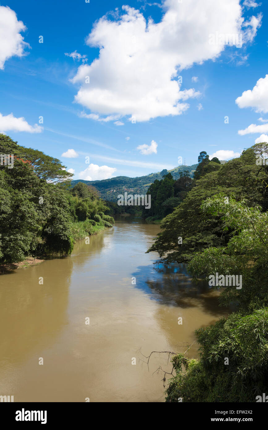 Mahaweli river hi-res stock photography and images - Alamy