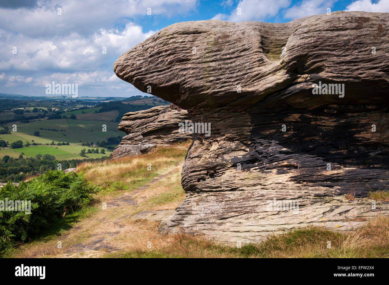 Textured gritstone rocks on Curbar edge in the Peak District Stock ...