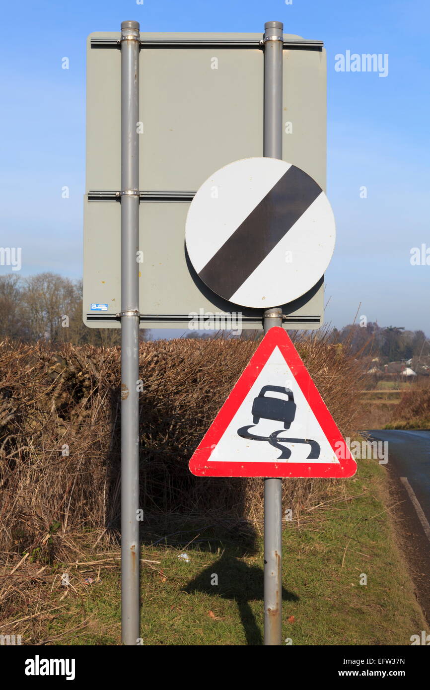 Uk National Speed Limit Sign High Resolution Stock Photography and ...