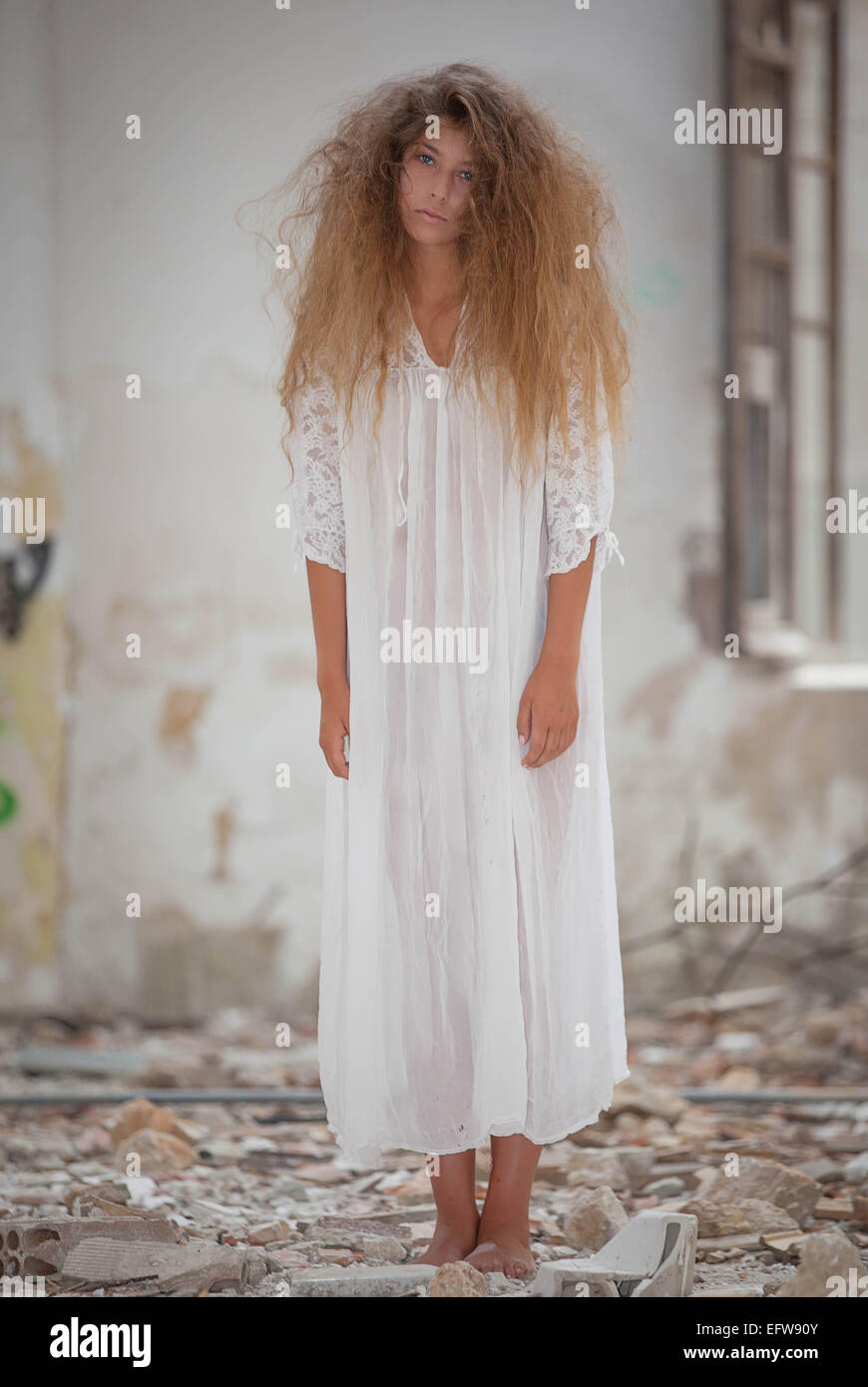 spooky zombie woman in white dress Stock Photo - Alamy