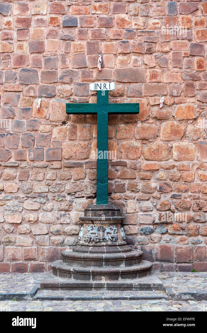 Cross Cusco High Resolution Stock Photography and Images - Alamy