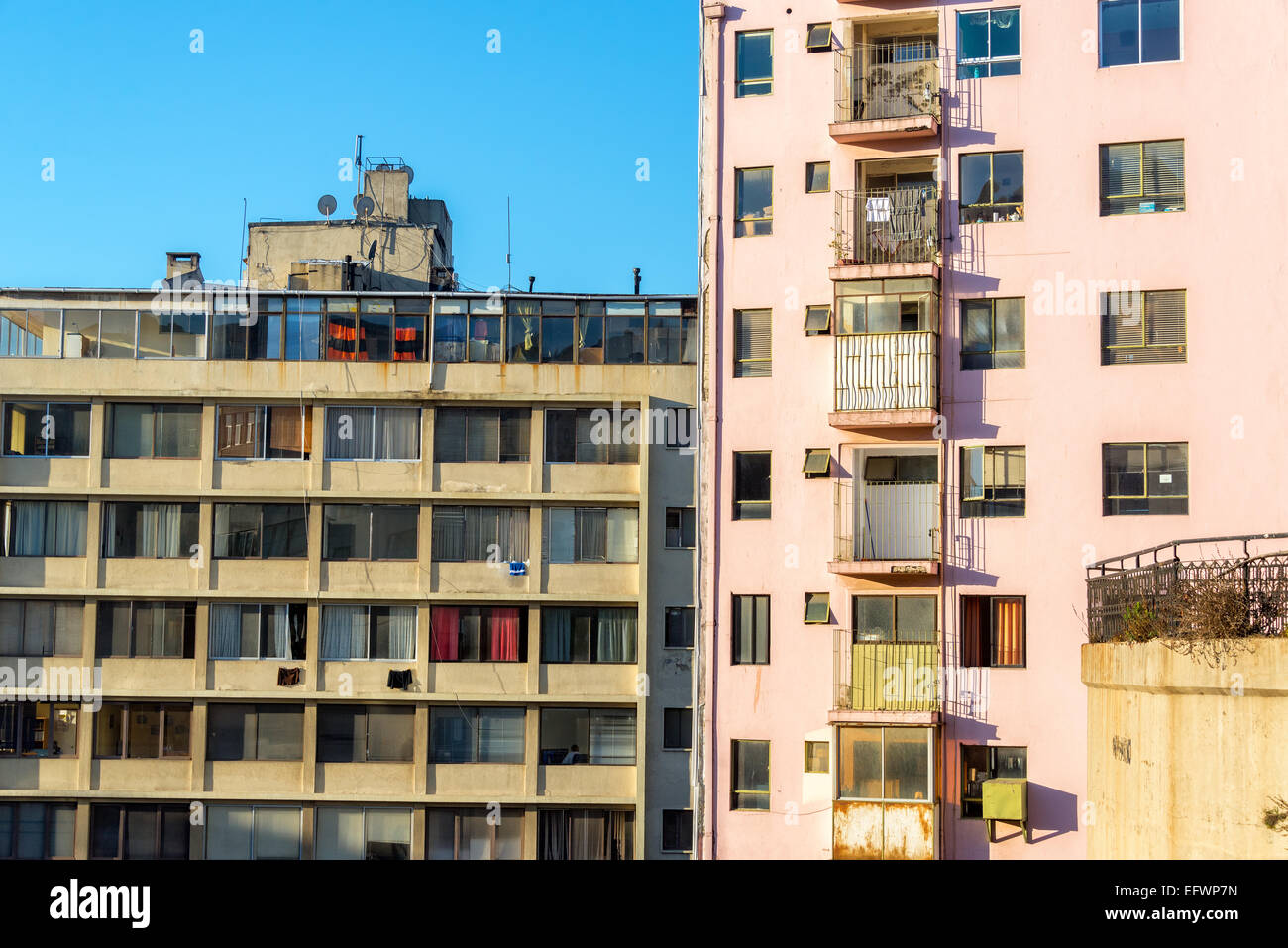 Dilapidated apartment hi-res stock photography and images - Alamy