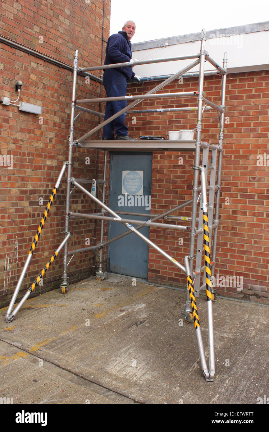 Scaffold tower hi-res stock photography and images - Alamy