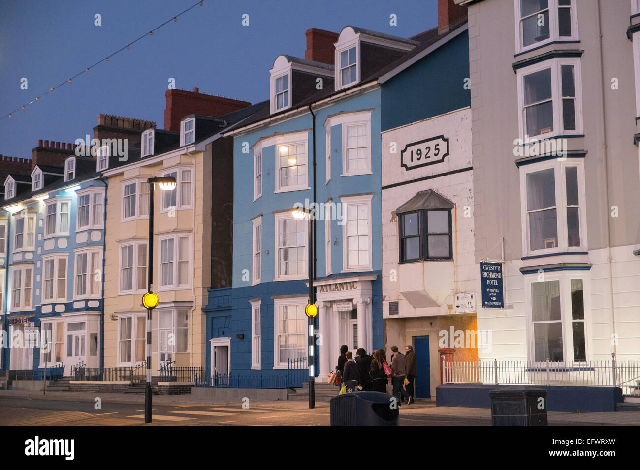 Flats with seaview hi-res stock photography and images - Alamy