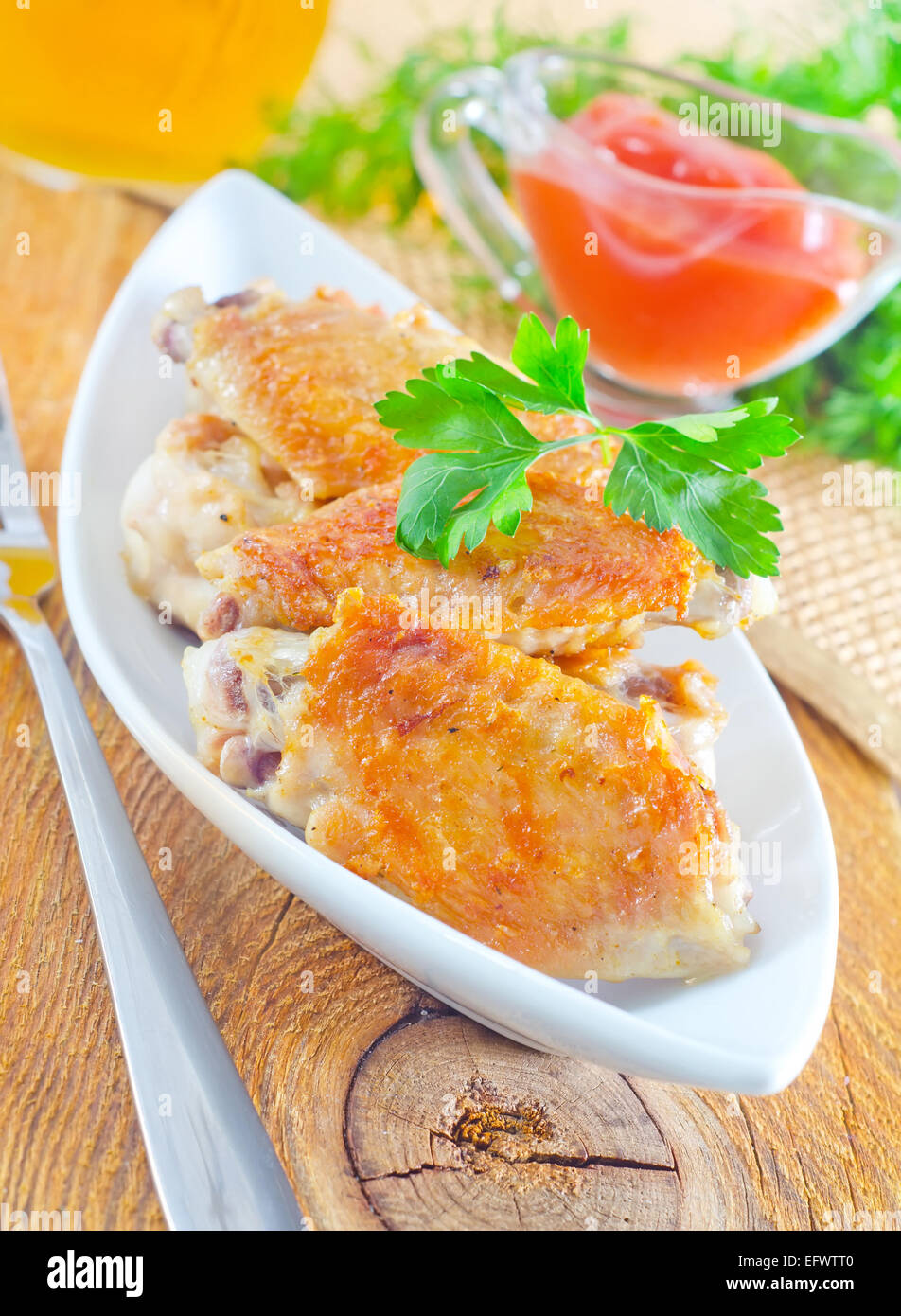 Messy chicken wing hi-res stock photography and images - Alamy